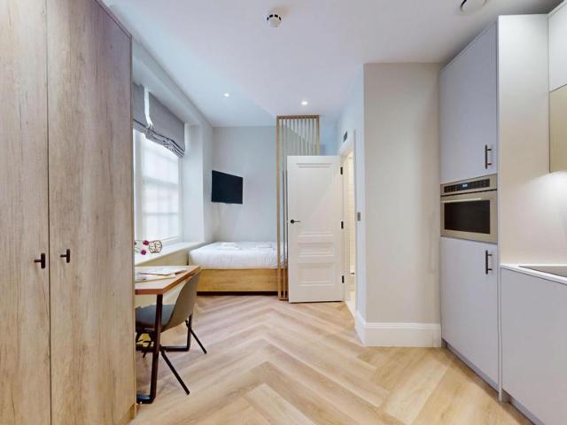 Draycott Avenue, SW3 Studio to rent £3,081 pcm £711 pw