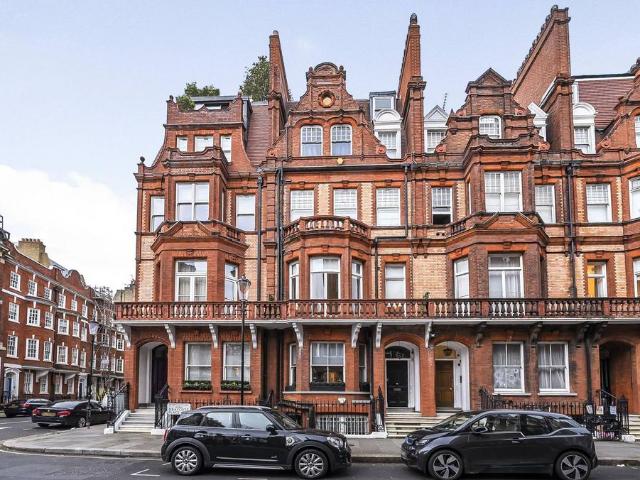 Draycott Place, Chelsea, London, SW3 3 bed flat to rent £11,999 pcm £2,769 pw