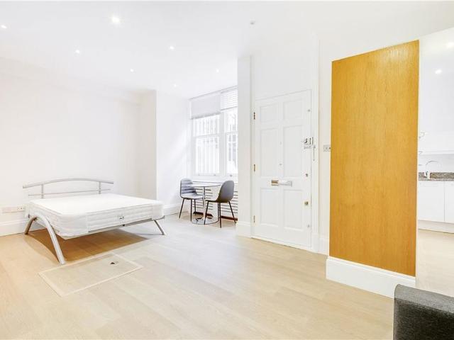 Draycott Place, Chelsea SW3, Studio to rent, £2,427 pcm | PrimeLocation
