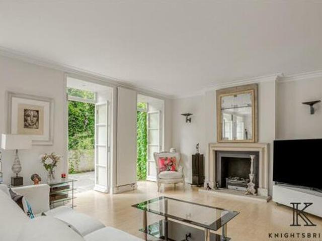 Drayton Gardens, Chelsea, 3 Bedroom Apartment