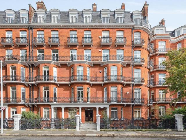 Drayton Gardens, Chelsea, London SW10, 4 bed flat to rent, £8,498 pcm | PrimeLocation
