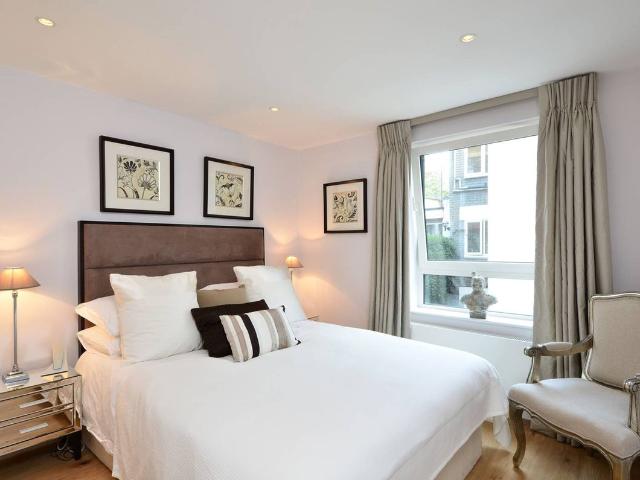 Drayton Gardens, Chelsea, London SW10, 2 bed flat to rent, £8,667 pcm | PrimeLocation