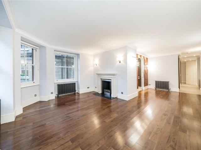 Drayton Gardens, London SW10, 2 bed flat to rent, £4,400 pcm | PrimeLocation