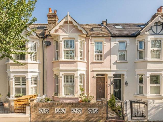 Drayton Gardens, London W13 4 bed terraced house to rent £3,300 pcm £762 pw