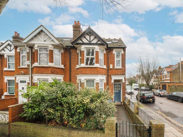 Drayton Green, Ealing W13, 4 bed end terrace house to rent, £3,003 pcm | PrimeLocation