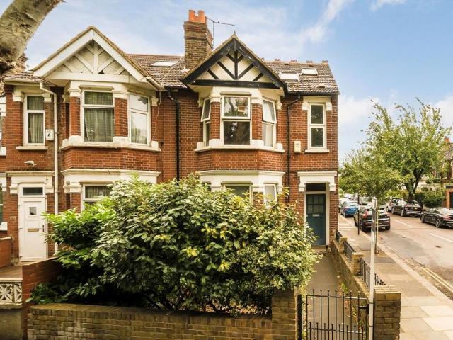 Drayton Green, London W13 4 bed end of terrace house to rent £3,003 pcm £693 pw