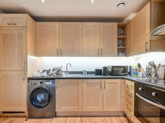 Drayton Green Road, Ealing, 2 Bedroom Flat