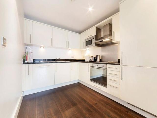 Drayton Park, N5, London