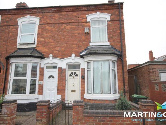 Drayton Road, Bearwood, B66 2 bed end of terrace house to rent £1,175 pcm £271 pw