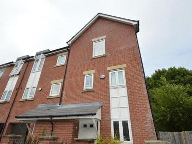 Drayton Street, Hulme, 4 Bedroom House