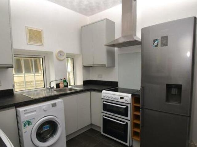 Dracaena Avenue, Falmouth, 5 Bedroom Terraced