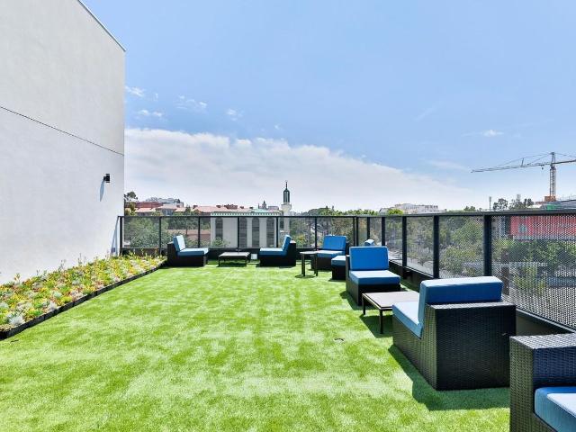 Draco Apartments 2 Bedroom Apartment for Rent at 1073 Exposition Blvd, Los Angeles, CA 90007 Congress North