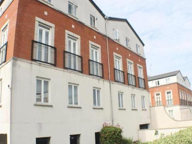 Dragon Road, Hatfield, 3 Bedroom Flat