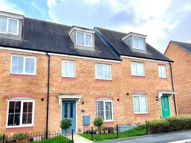 Dragonfly Way, Pineham Village, 3 Bedroom Town