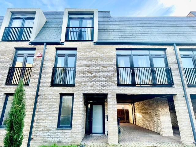 Dragons Way, Barnet EN5, 4 bed terraced house to rent, £3,200 pcm | PrimeLocation