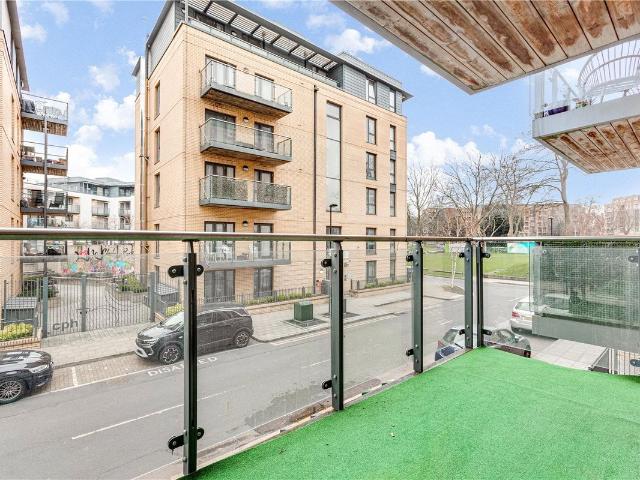 Dragmore Street, Thornton SW4, 2 bed flat to rent, £2,650 pcm | PrimeLocation