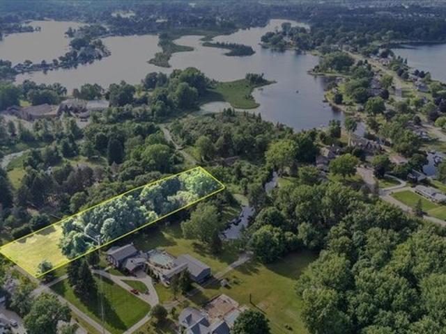 Drahner, Oxford Township, MI 48371
