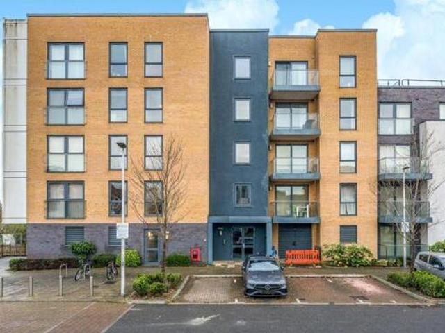 Drake Way, Reading, 2 Bedroom Apartment