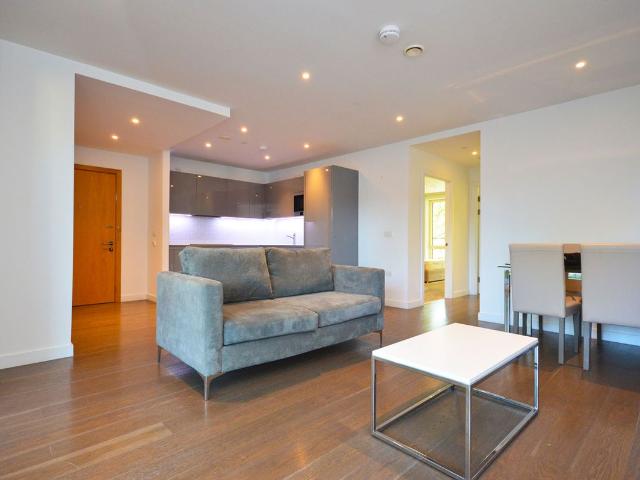 Drake Apartments, Elephant And Castle SE17, 2 bed flat to rent, £3,100 pcm | PrimeLocation