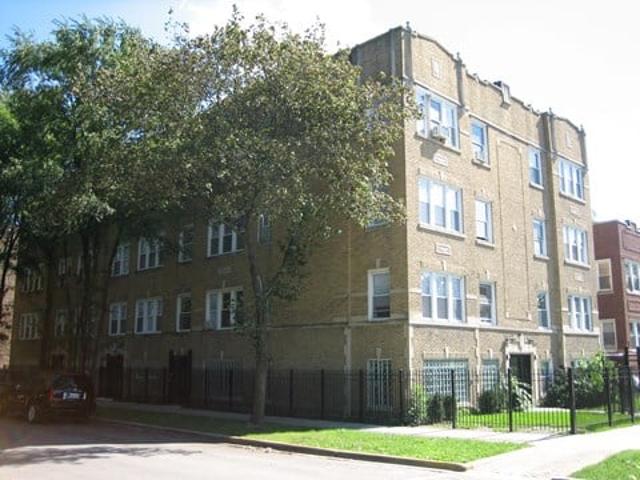 Drake & Argyle Apartments 3515 W. Argyle 2 Bed 1 Bath