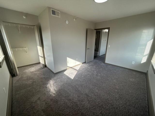 Drake Court and Liberty Lofts apartments! Enjoy downtown living at its best. 2 Bedroom Apartment for Rent at 2116 Leavenworth St, Omaha, NE 68102 Park East