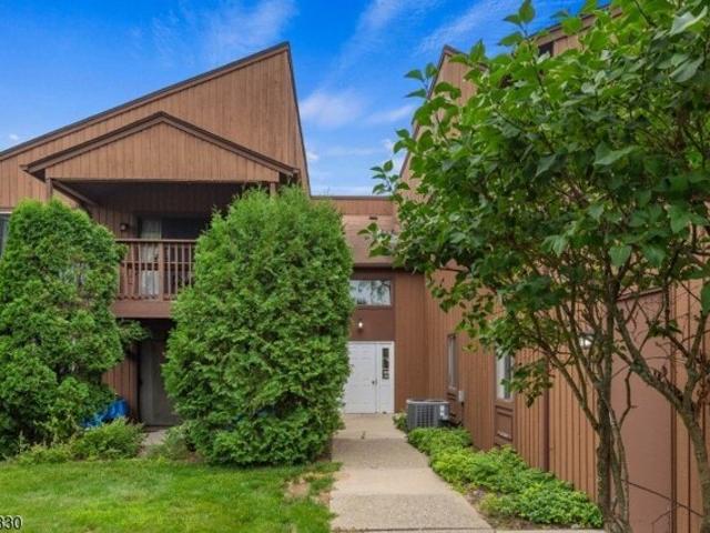Drake Ln, Roxbury Township, Home For Sale