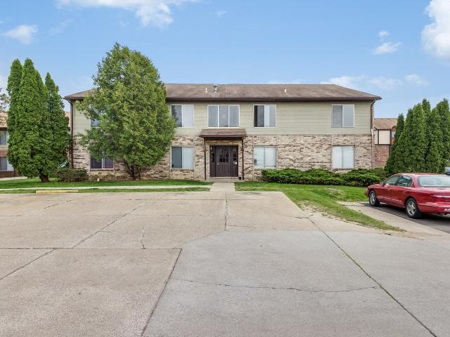Drakeshire Apartments Suzanne Apartments LLC 2 Bedroom Apartment for Rent at 55 Suzanne Dr, Lapeer, MI 48446