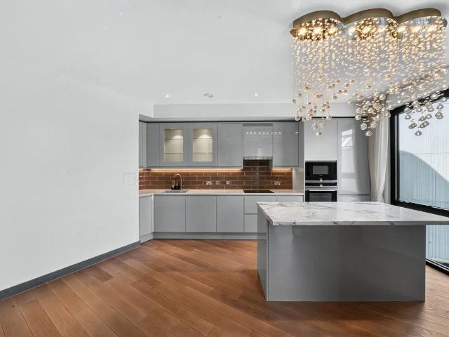 Drapers Yard, London SW18, 2 bed flat to rent, £3,300 pcm | PrimeLocation