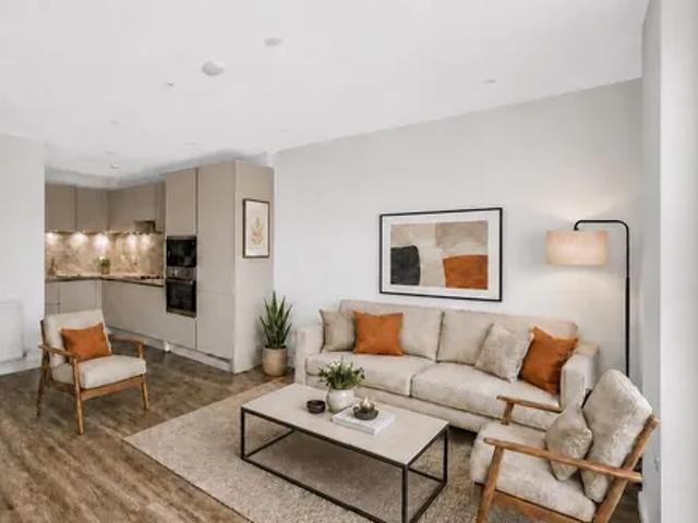 Drew Court, 22 Wilkes Close, East Finchley, NW7 1FP, United Kingdom | 2 bed apartment for rent #167617133 | Rentberry