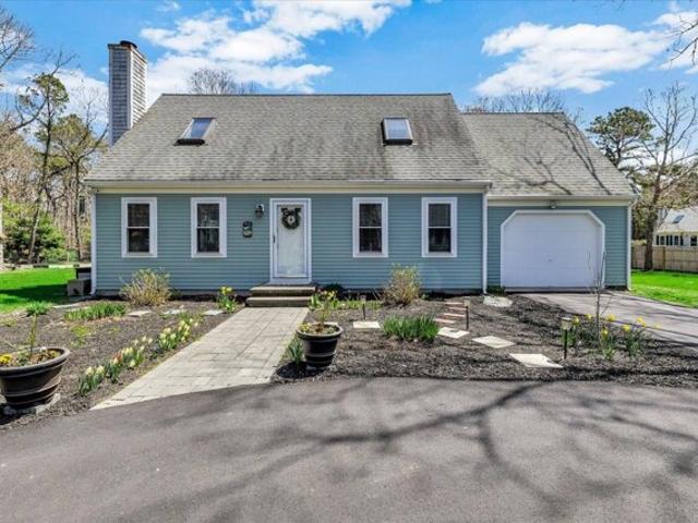 Drew Ln, Mashpee, Home For Sale