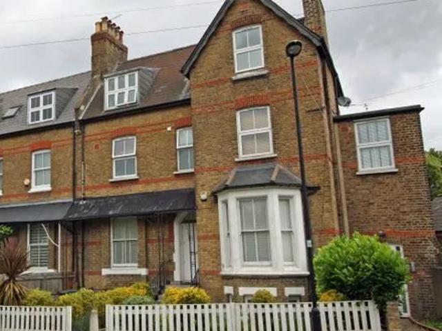 Drewstead Road, London, SW16 1AR, United Kingdom | 2 bed apartment for rent #109383021 | Rentberry