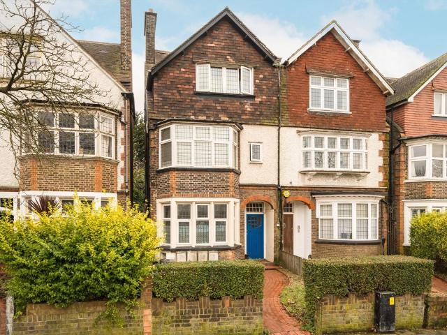 Drewstead Road, Streatham SW16, 1 bed flat to rent, £1,500 pcm | PrimeLocation
