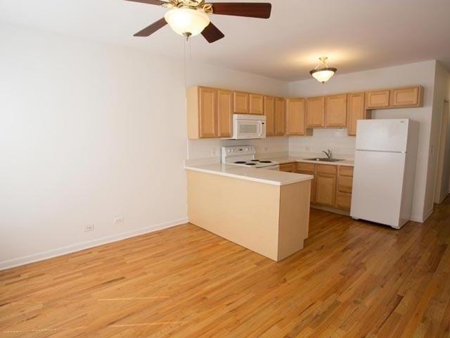 Drexel Grand Studio Apartment for Rent at 5220 S Drexel Ave, Chicago, IL 60615 Hyde Park