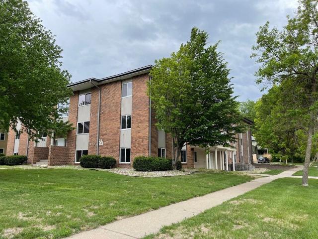 Dreamvesting Loop LLC 4001 Holdrege Street 1 Bedroom Apartment for Rent at 4001 Holdrege St, Lincoln, NE 68503 East Campus
