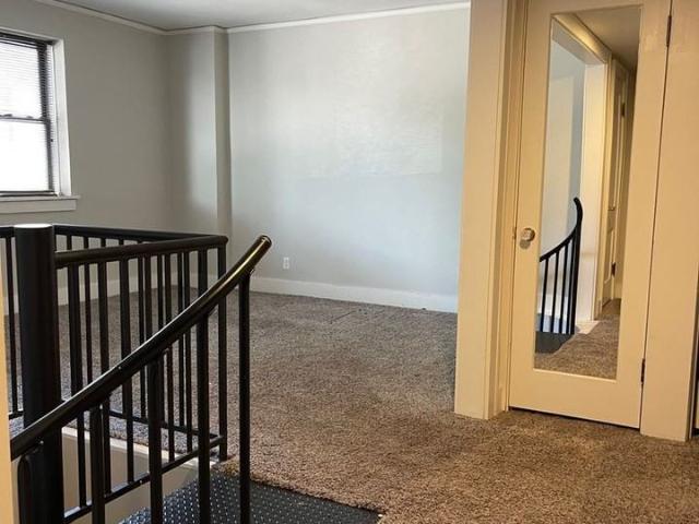 Dreamvesting Rentals 3302 Burt St Nottingham 3 Bedroom Apartment for Rent at 3302 Burt St, Omaha, NE 68131 Gifford Park