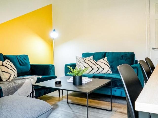Driffield Street, Manchester M14 5 bed house to rent £3,619 pcm £835 pw
