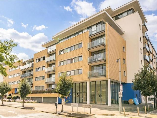 Drift Court, London E16 2 bed flat to rent £2,100 pcm £485 pw