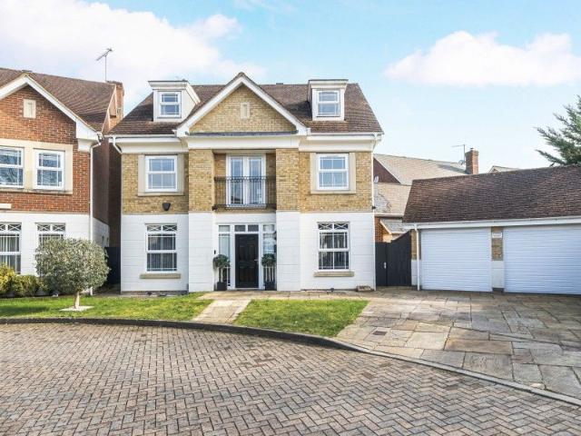Drifters Drive, Deepcut, Camberley GU16, 5 bed detached house to rent, £3,750 pcm | PrimeLocation