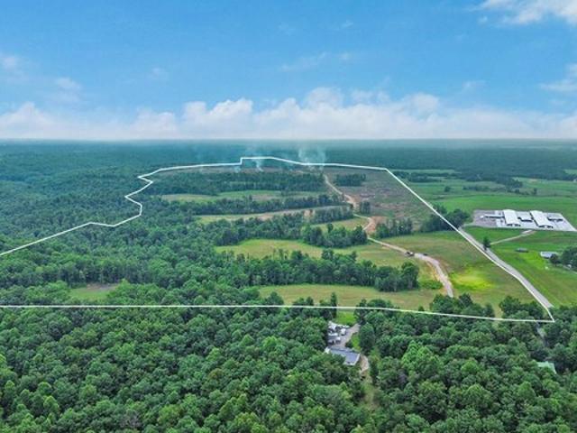 Dripping Springs Rd, Monterey, TN 38574