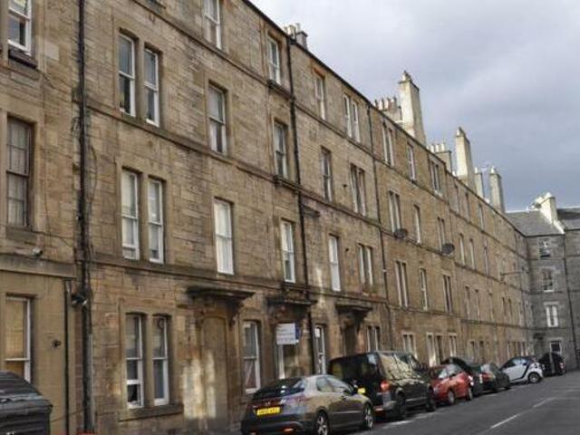 Drumdryan Street, Tollcross, 2 Bedroom Flat