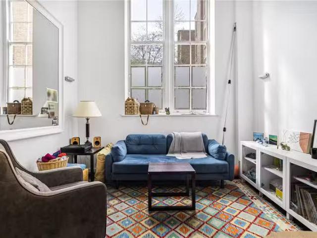 Drummond Way, London, N1 1NR