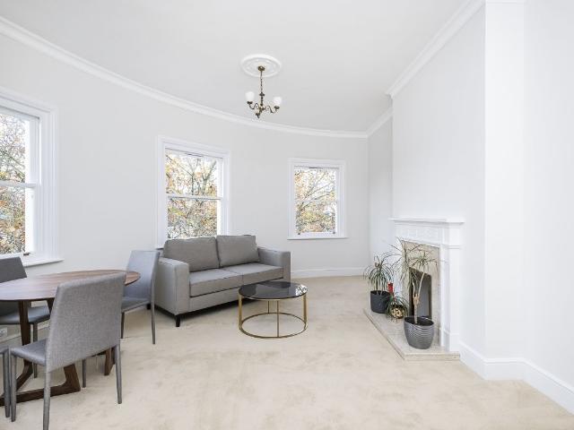 Drummond Gate, London SW1V, 1 bed flat to rent, £2,750 pcm | PrimeLocation
