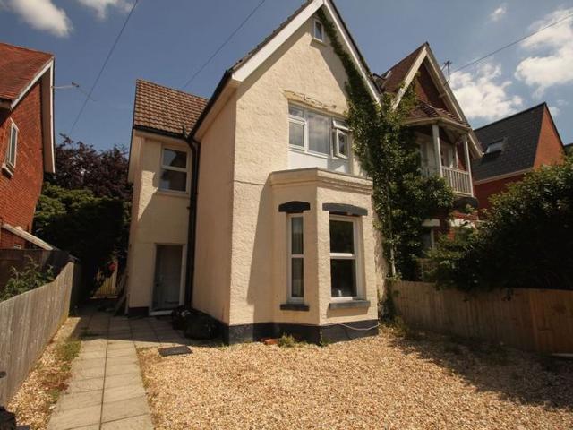 Drummond Road, Bournemouth BH1, 6 bed property to rent, £2,750 pcm | PrimeLocation
