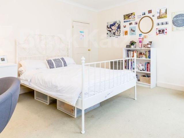 Drummond Street, Camden / Euston NW1, 4 bed flat to rent, £5,417 pcm | PrimeLocation