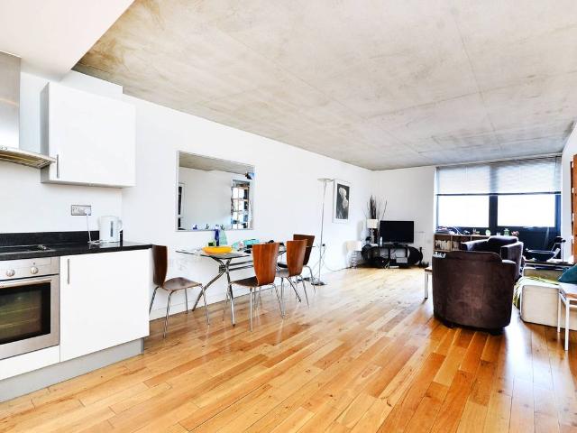 Drummond Street, Euston, London NW1, 3 bed flat to rent, £5,634 pcm | PrimeLocation