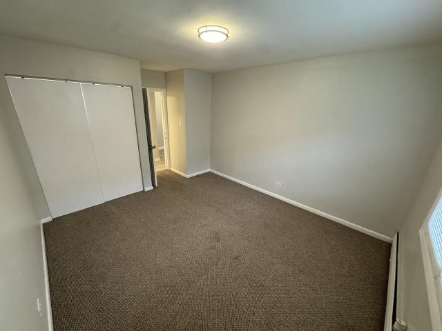 Dryden Homes 1 Bedroom Apartment for Rent at 1 N Dryden Pl, Arlington Heights, IL 60004