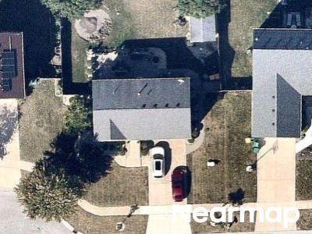 Dryden Ln