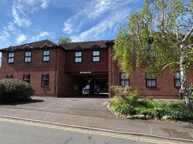 Drynham Road, Trowbridge, Wiltshire BA14, 1 bed flat to rent, £850 pcm | PrimeLocation