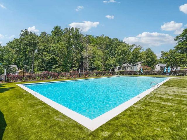Dwell @ 750 2 Bedroom Apartment for Rent at 750 Franklin Gtwy Se, Marietta, GA 30067