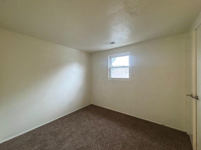 Dwell in Hilltop 2 bedroom 1 bath 3 Bedroom Apartment for Rent at 464 Lisa Sq, Virginia Beach, VA 23454 Northeast Virginia Beach
